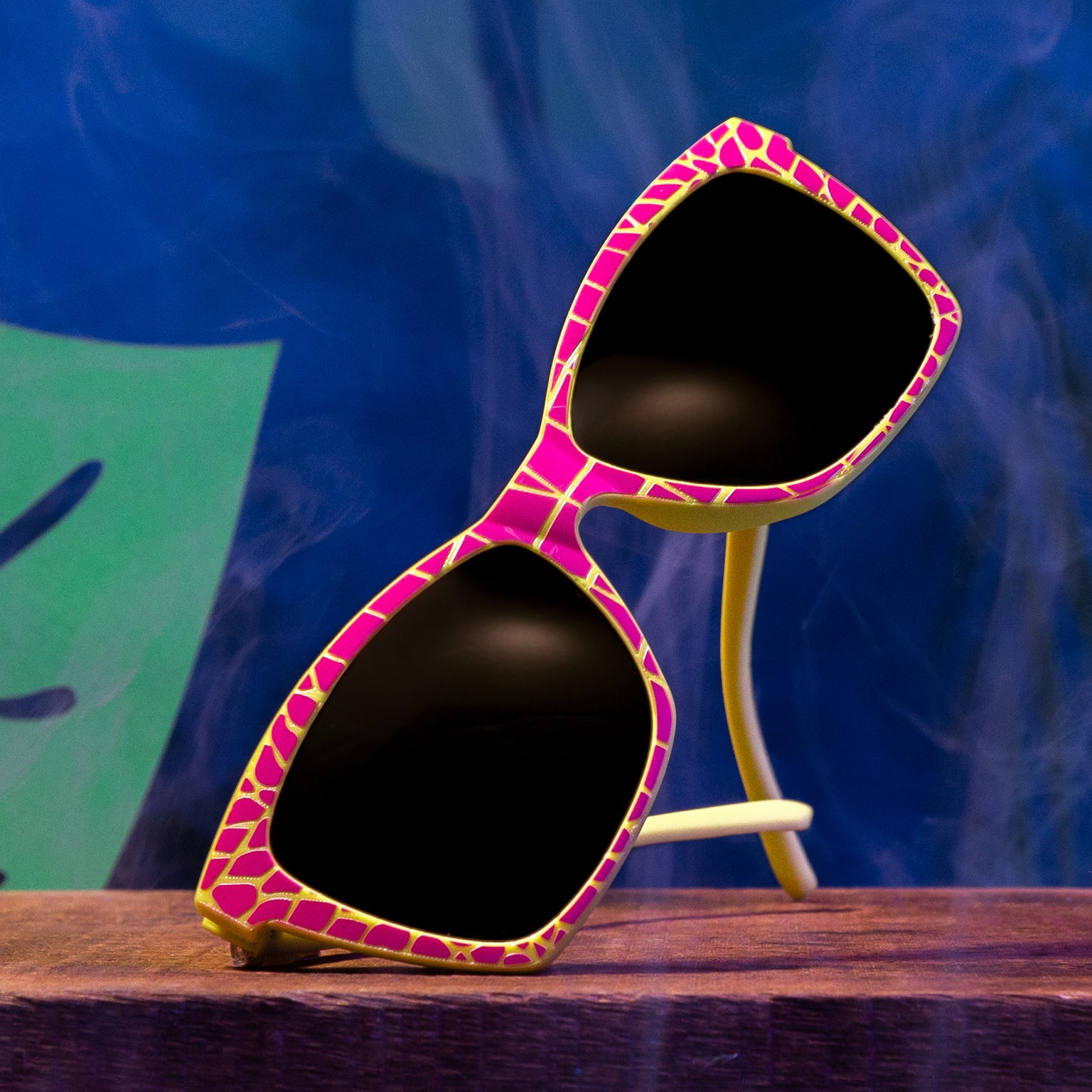 Angular Cat Eye Sunglasses: Pop Gs — goodr sunglasses